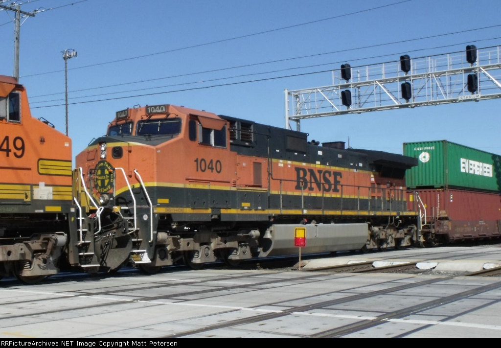 BNSF 1040